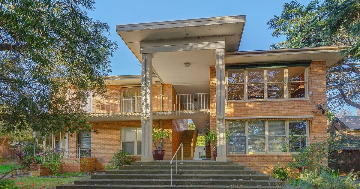 2/5 Stonehaven Court, Toorak VIC 3142 - property.com.au