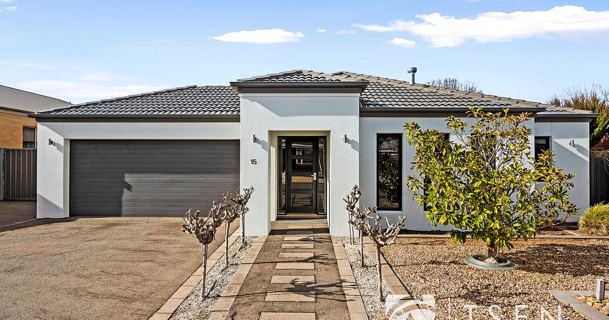 15 Hanover Place, Strathfieldsaye VIC 3551 - property.com.au