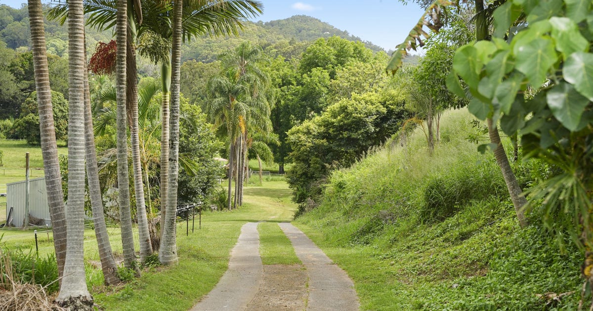 27 Mark Way, Mudgeeraba QLD 4213 - property.com.au