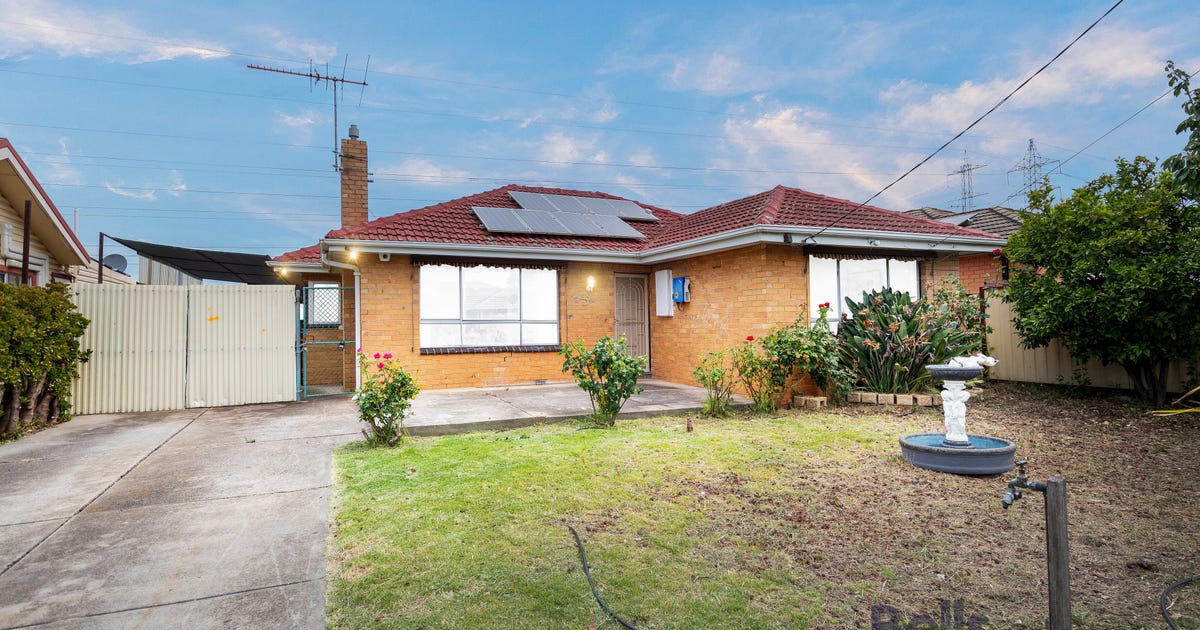 13 Anna Street, St Albans VIC 3021 - property.com.au