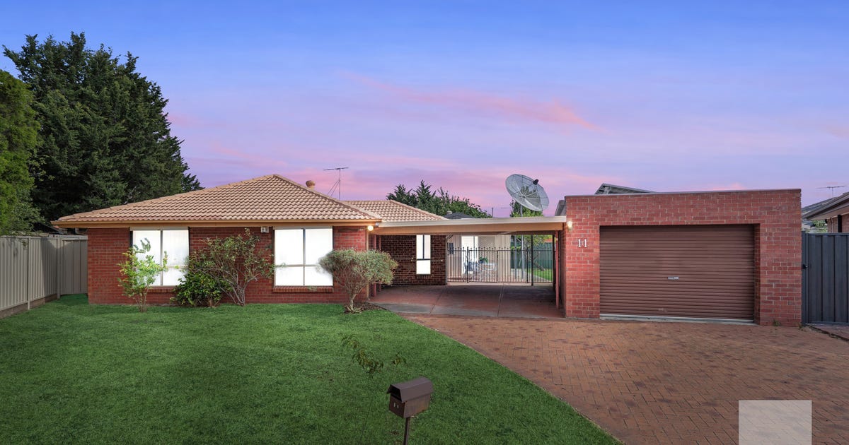 11 Zedel Close, Keilor Downs VIC 3038 - property.com.au