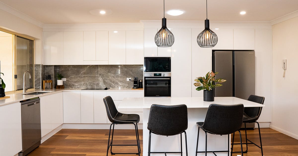 7/37 Crump Street, Holland Park West QLD 4121 - property.com.au