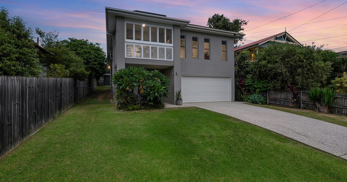 84 Deagon Street, Sandgate QLD 4017 - property.com.au