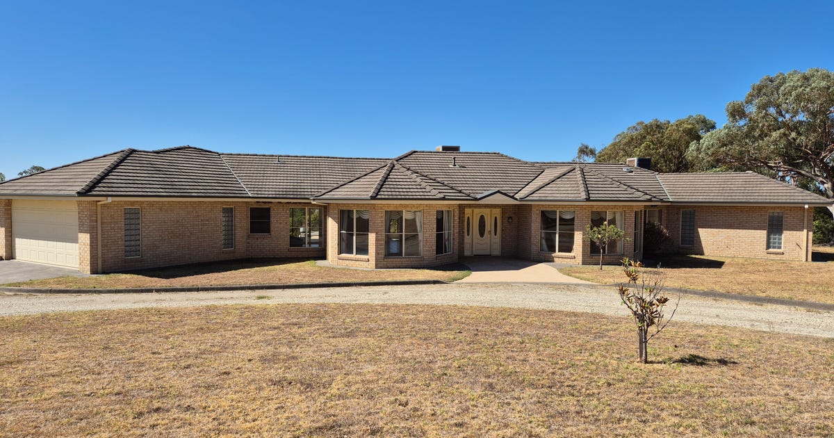2 Chauncey Court, West Wodonga VIC 3690 - property.com.au