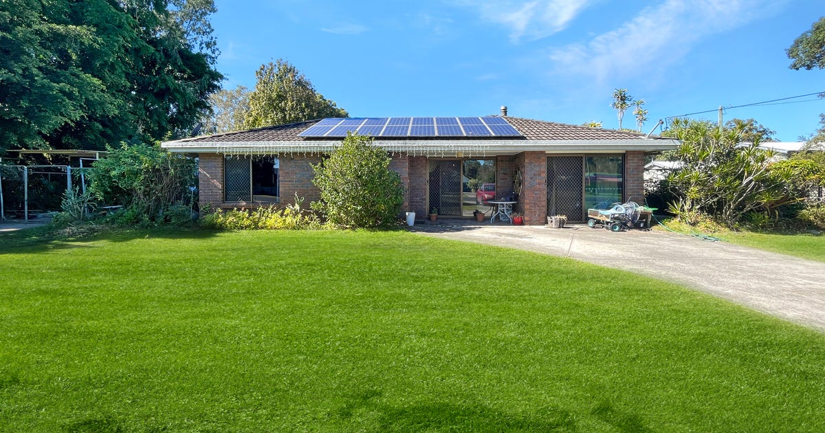 36 Rogers Street, Beachmere QLD 4510 - property.com.au
