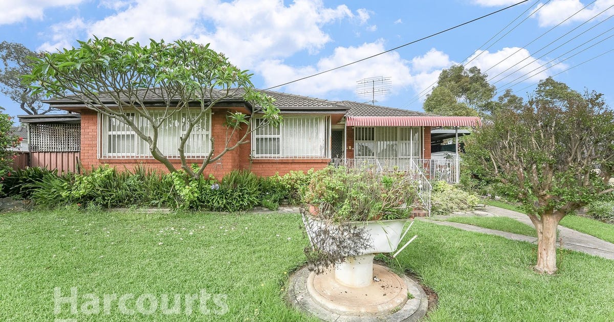 1 Cuthel Place, Campbelltown NSW 2560 - property.com.au