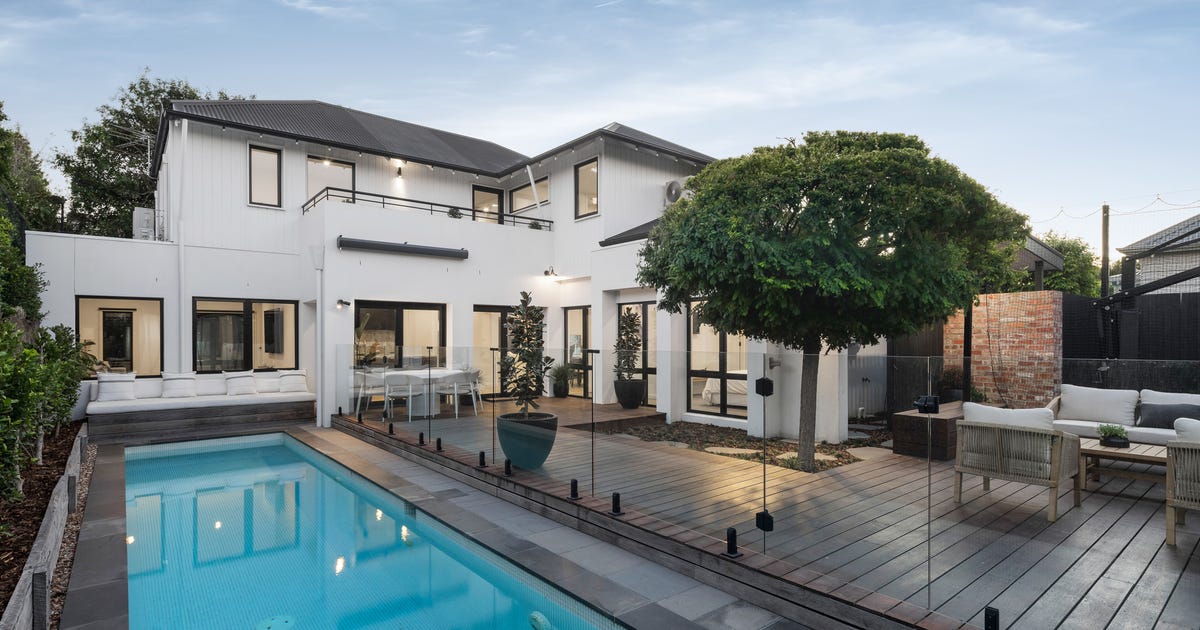 6 Gordon Street, Hampton VIC 3188 - property.com.au