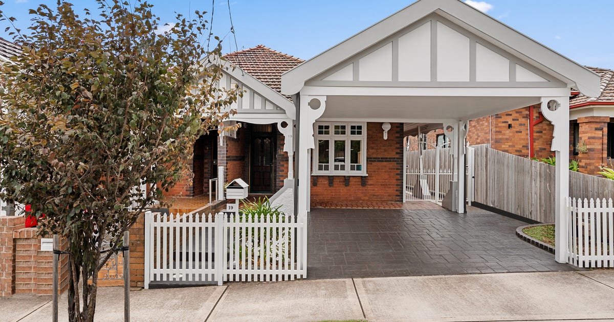19 Eurella Street, Burwood NSW 2134 - property.com.au