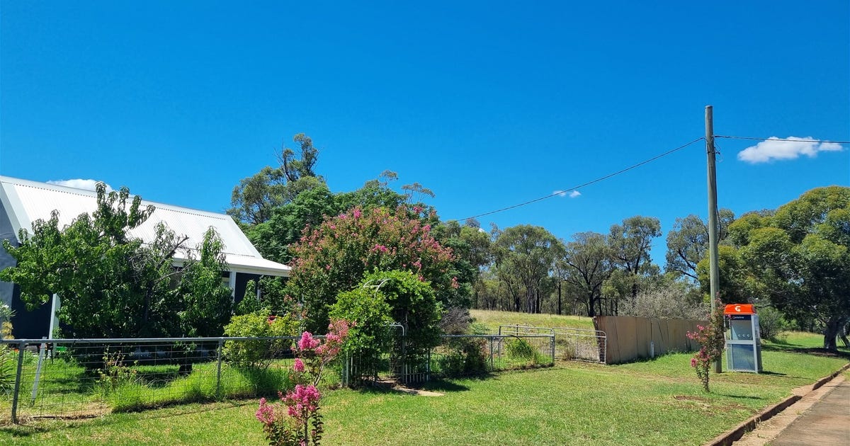 24 Slee Street, Fifield NSW 2875 - property.com.au