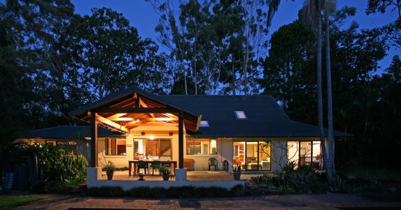 11 Tierney Drive, Currumbin Waters QLD 4223 - property.com.au