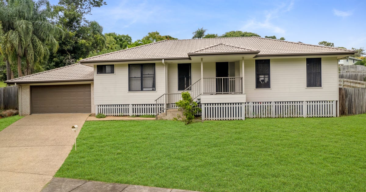 11 Freeman Street, Goodna QLD 4300 - property.com.au