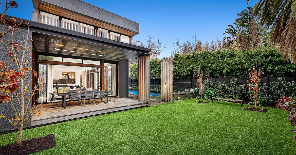 20 Heaton Avenue, Elwood VIC 3184 - property.com.au