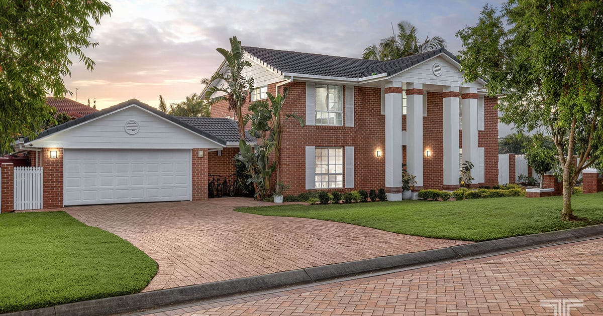 12 Troon Place, Carindale QLD 4152 - property.com.au