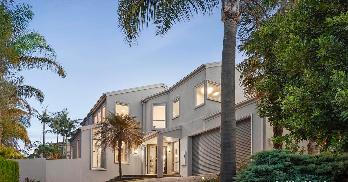 14 Paddlewheeler Pkt, Croydon North VIC 3136 - property.com.au