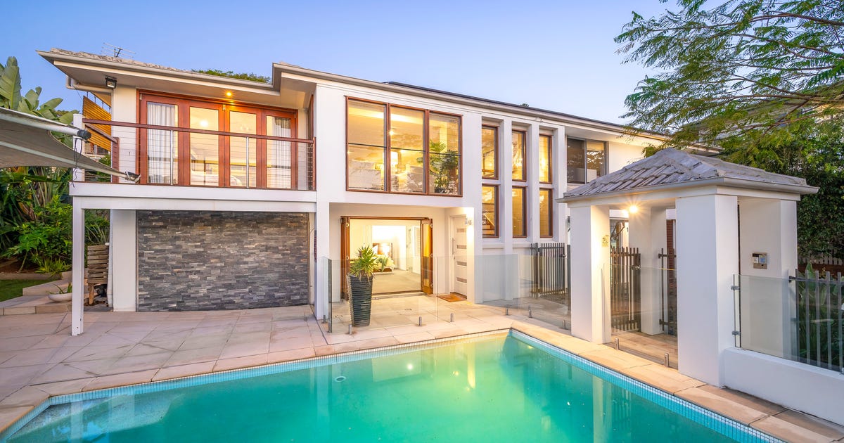 15 Lynell Street, Hamilton QLD 4007 - property.com.au