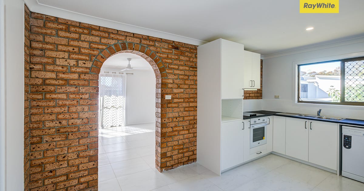 4 Pintu Drive, Tanah Merah QLD 4128 - property.com.au