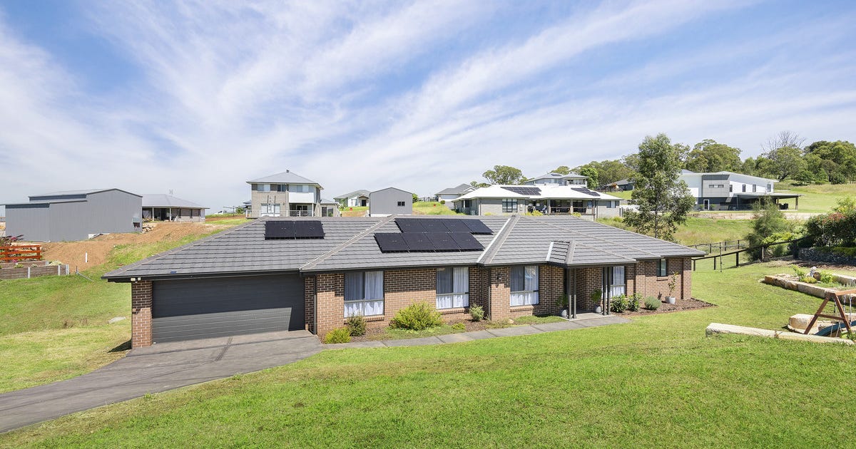 15 Mount Harris Drive, Maitland Vale NSW 2320 - property.com.au