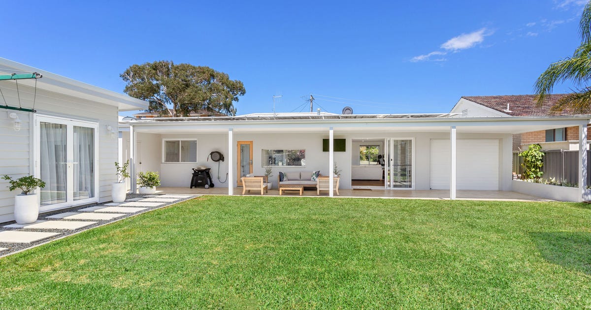 7 Bay Street, Tuncurry NSW 2428 - property.com.au