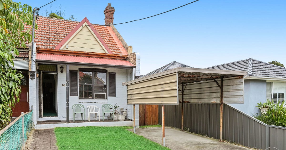 16 Banksia Street, Botany NSW 2019 - property.com.au