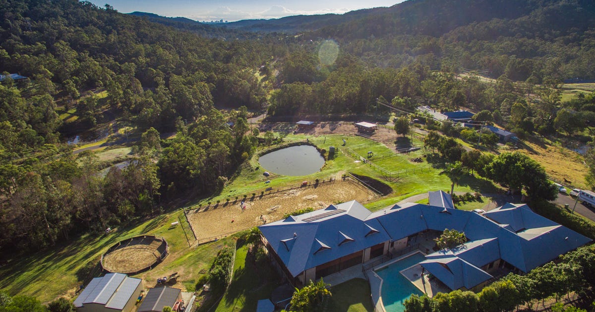 22 Garlinge Court, Bonogin QLD 4213 - property.com.au