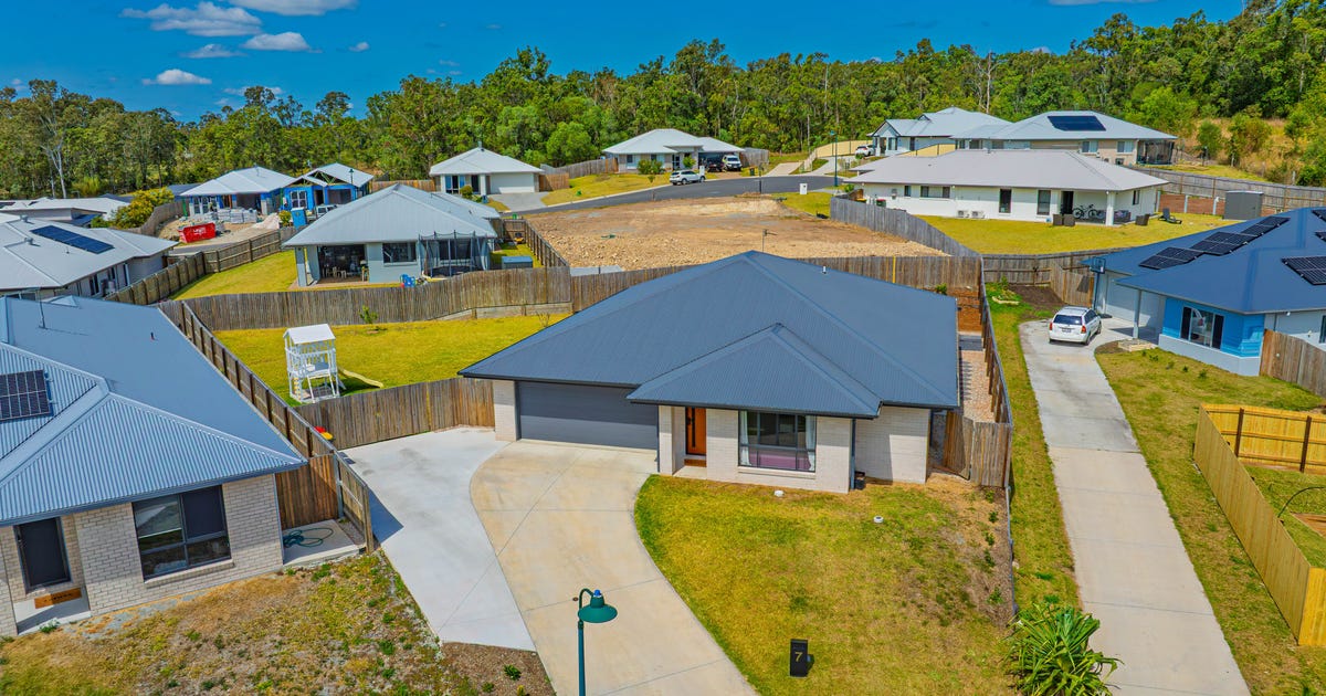 7 Eminent Place, Jones Hill QLD 4570 - property.com.au