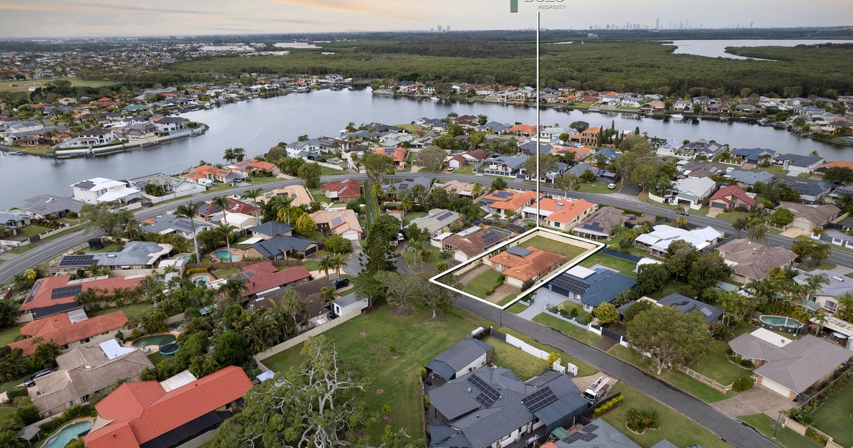 39 Arlene Park Terrace, Helensvale QLD 4212 - property.com.au