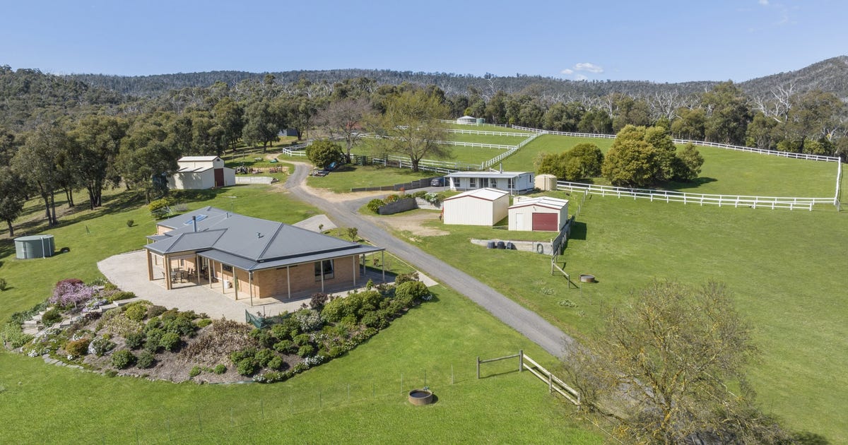 210 Clarkes Road, Upper Plenty VIC 3756 - property.com.au