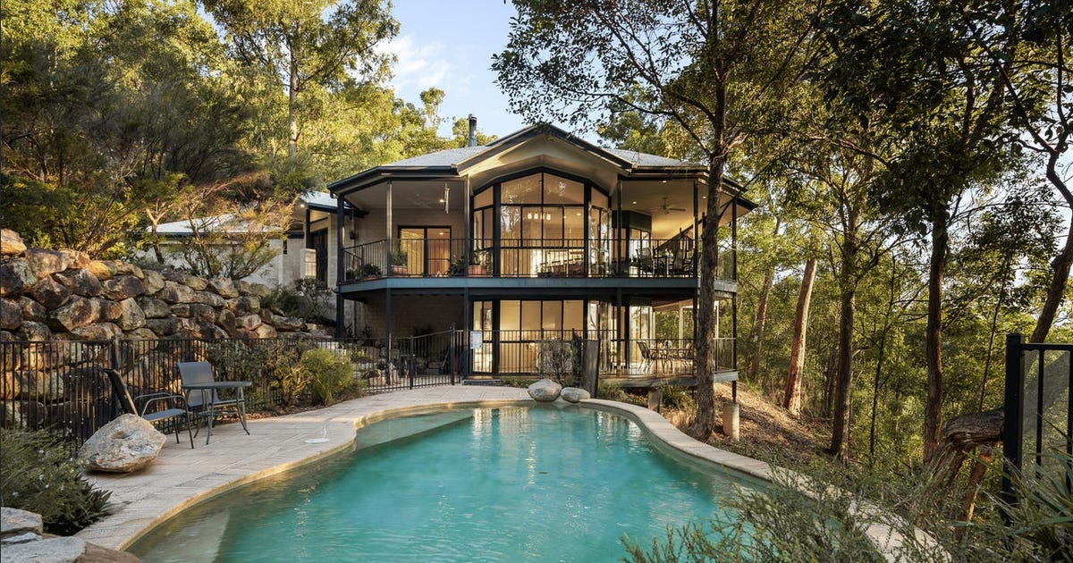 7 Dickens Place, Samford Valley QLD 4520 - property.com.au