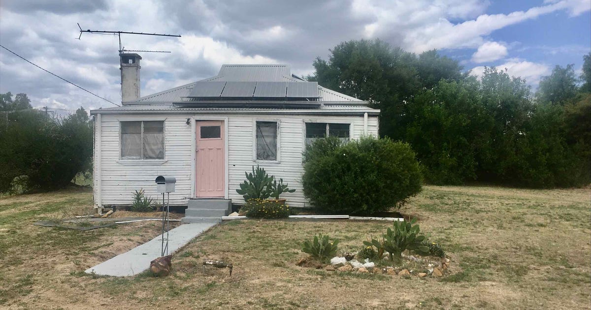 15 Inverell Road, Warialda NSW 2402 - property.com.au
