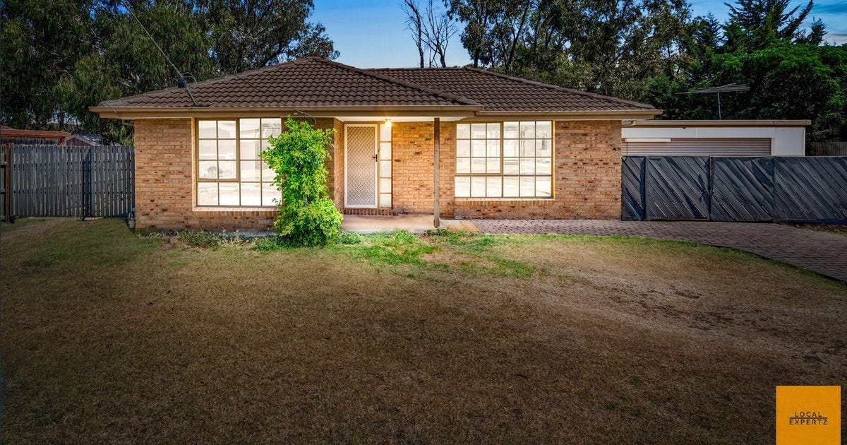 31 Alkemade Drive, Melton VIC 3337 - property.com.au
