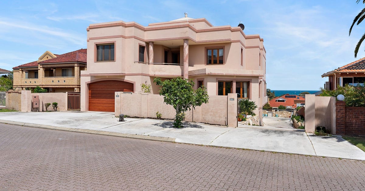 4 Keppel Place, Coogee WA 6166 - property.com.au