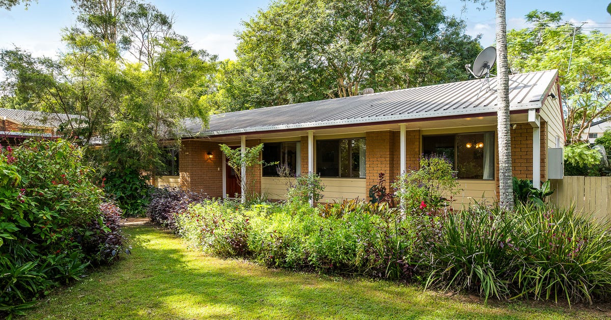 9 Marlock Street, Bellbowrie QLD 4070 - property.com.au