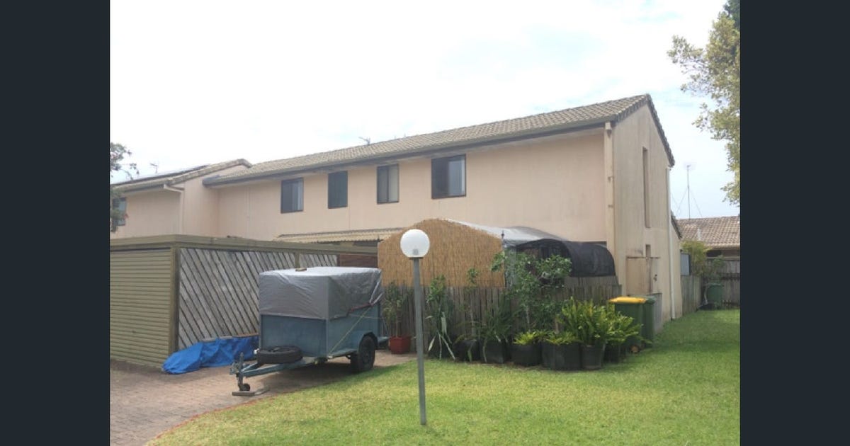 20/111 Little Usher Avenue, Labrador QLD 4215 - property.com.au