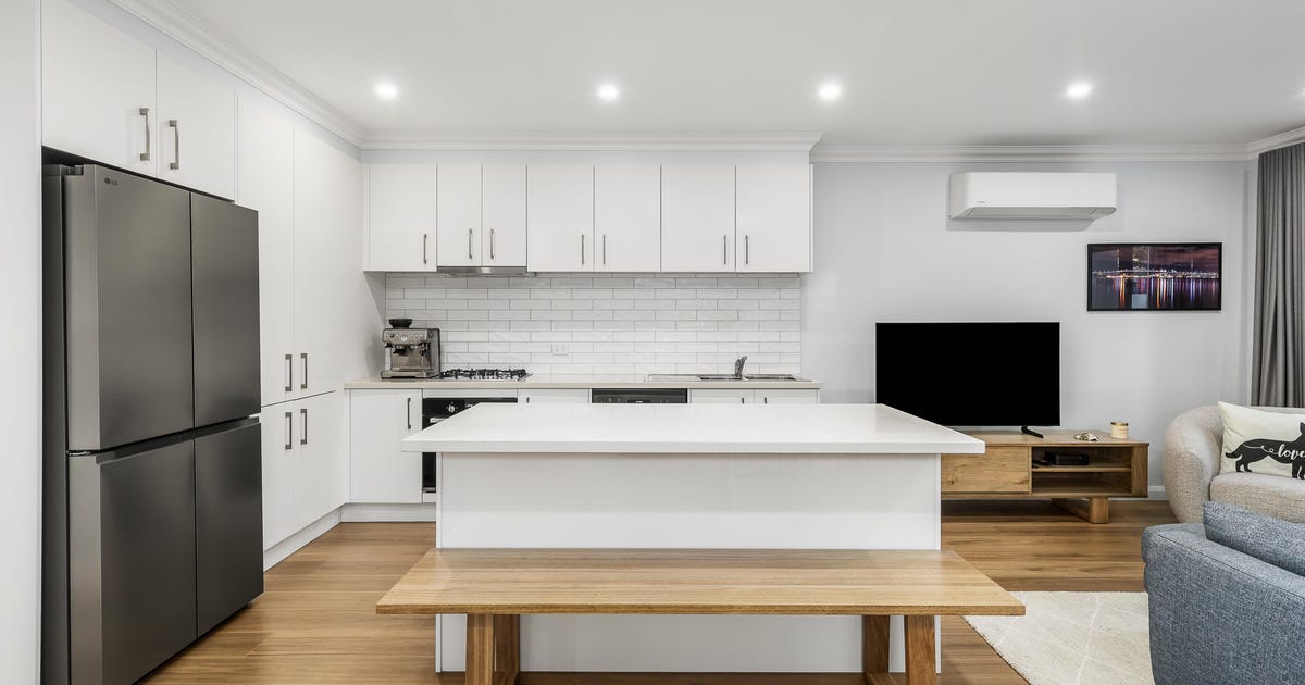 6/94 Brice Avenue, Mooroolbark VIC 3138 - property.com.au