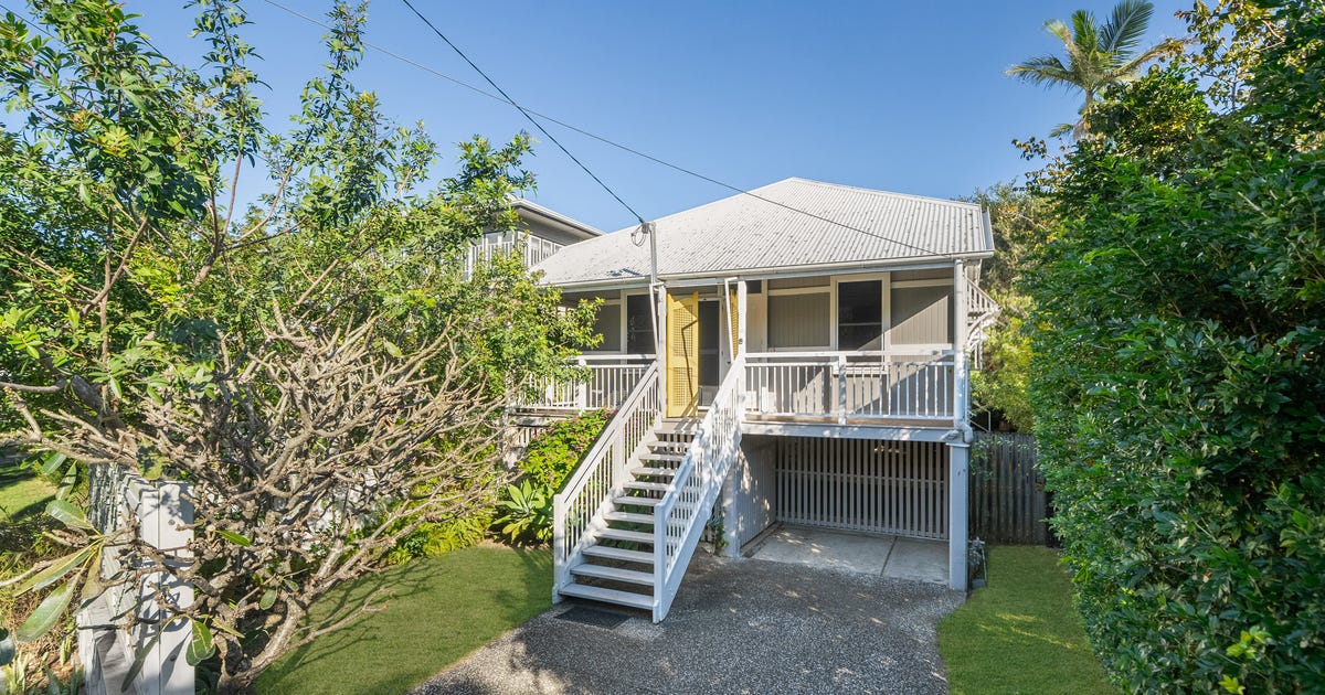221 Rainbow Street, Sandgate QLD 4017 - property.com.au