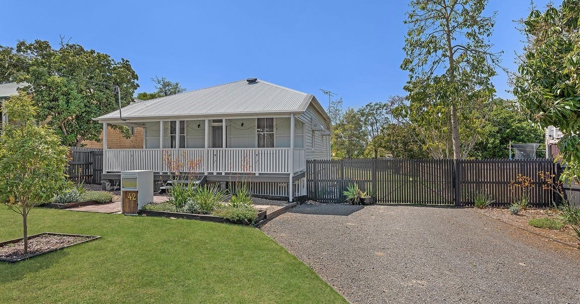 42 Thompson Street, Silkstone QLD 4304 - property.com.au