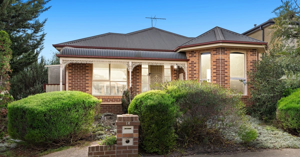 16 Odonnell Drive, Caroline Springs VIC 3023 - property.com.au