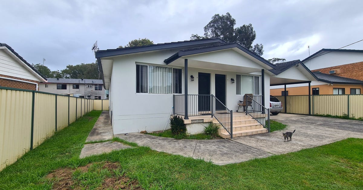 1/2 Moloki Avenue, Chittaway Bay NSW 2261 - property.com.au