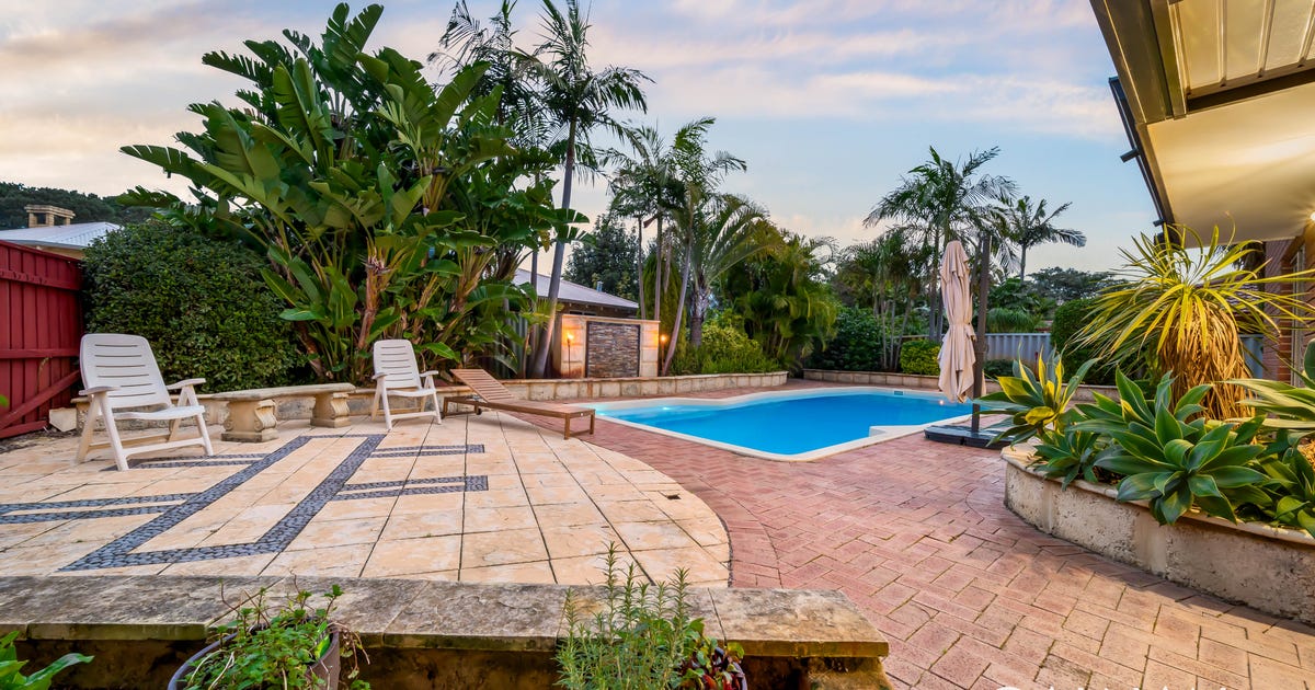6 Lourens Dale, Winthrop WA 6150 - property.com.au