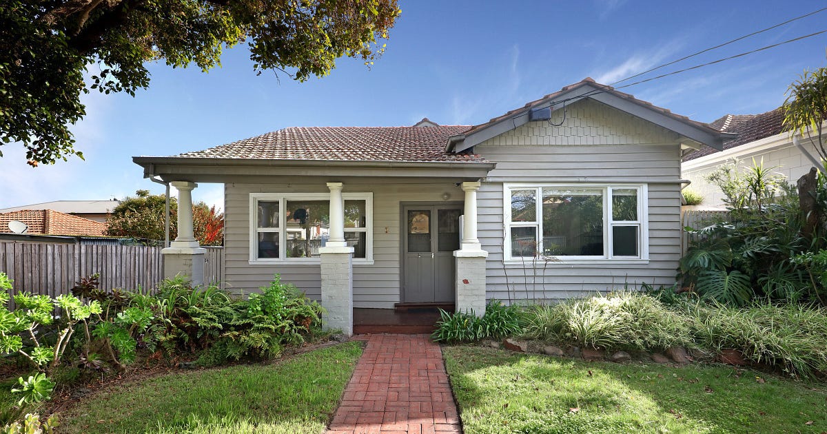 1 Hall Street, Mckinnon VIC 3204 - property.com.au
