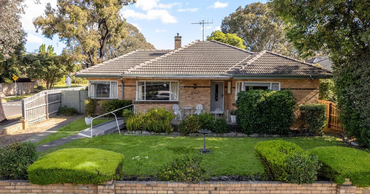 1 Bonar Street, Heidelberg Heights VIC 3081 - property.com.au