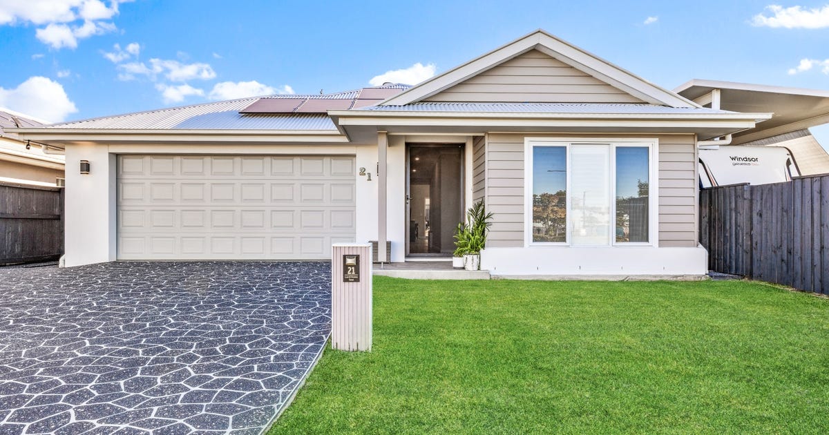 21 Lord Howe Circuit, Banya QLD 4551 - property.com.au