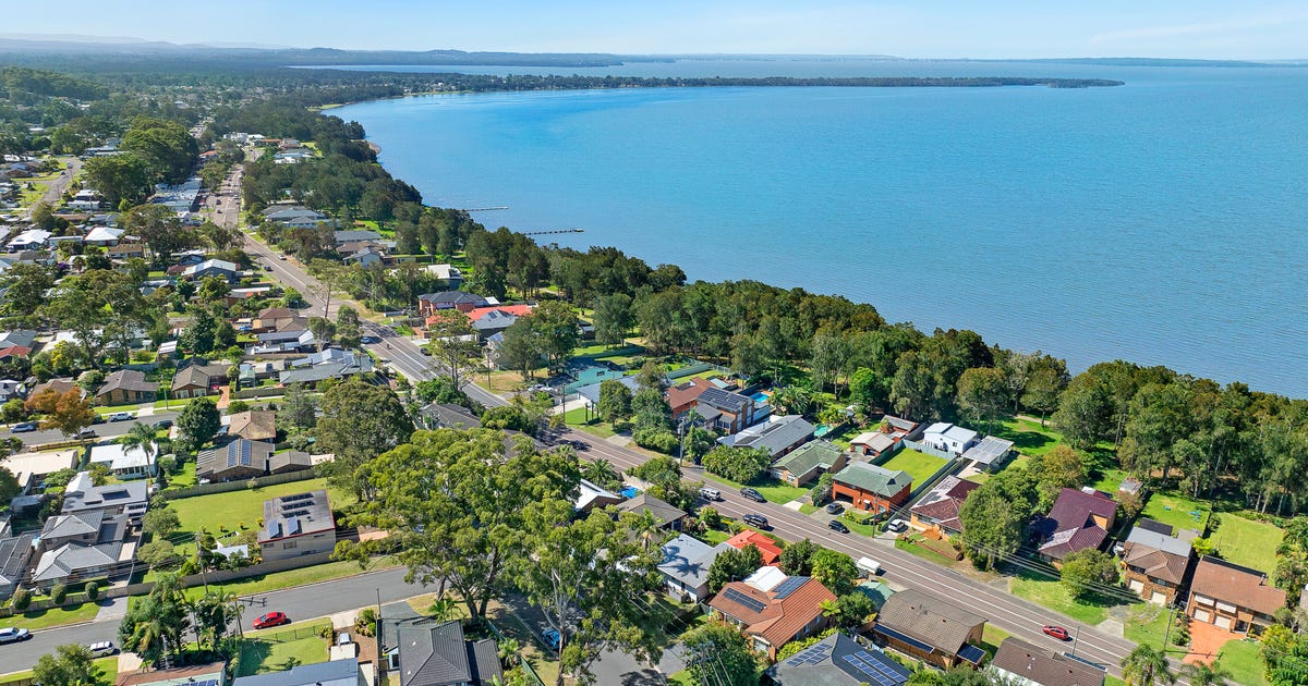 213 Lakedge Avenue, Berkeley Vale NSW 2261 - property.com.au