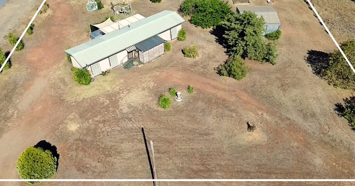 8 Grant Street, Ganmain NSW 2702 - property.com.au