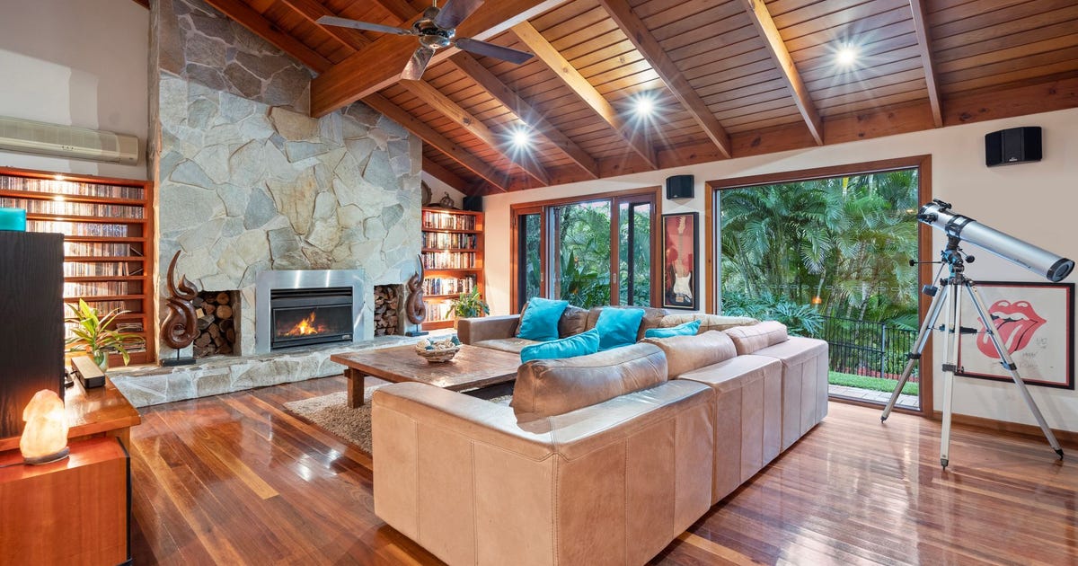 2 Mayo Court, Highland Park QLD 4211 - property.com.au