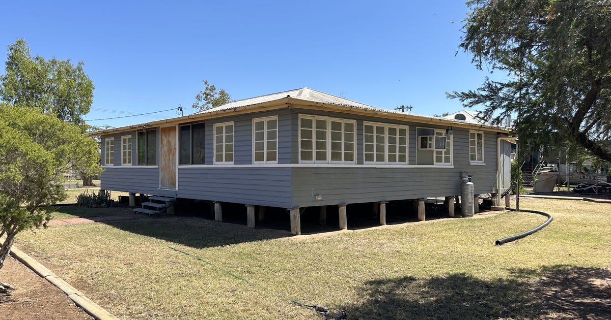 18 Mcwhannell Street, Aramac QLD 4726 - property.com.au