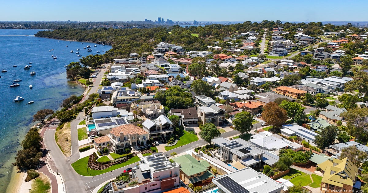 2B Beach Street, Bicton WA 6157 - property.com.au