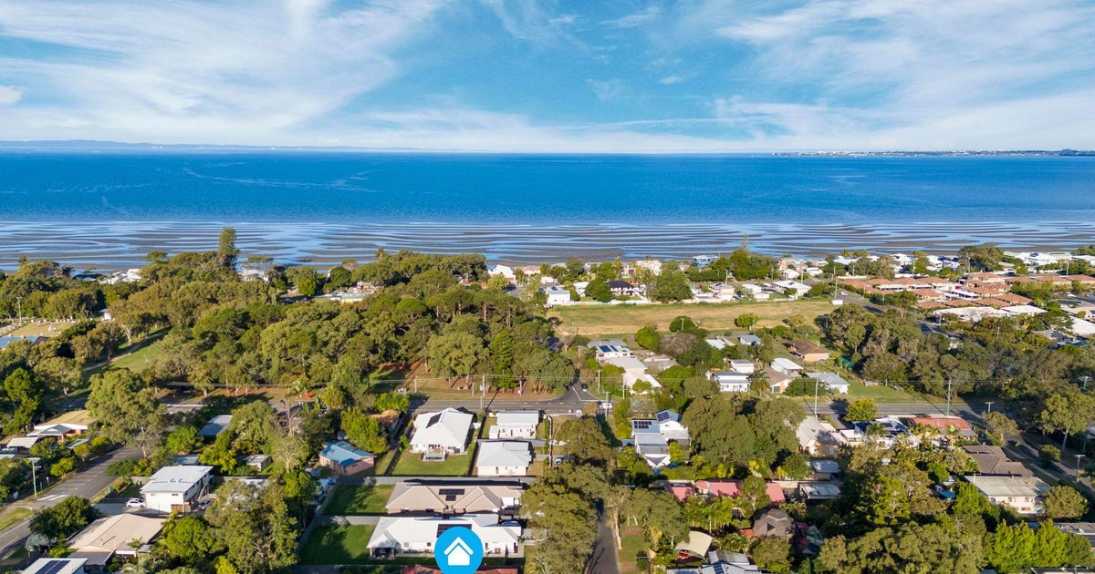 27 First Avenue, Beachmere QLD 4510 - property.com.au