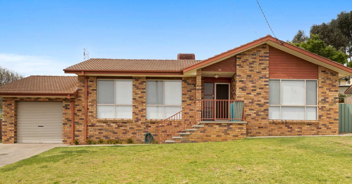 54 Merriman Drive, Yass NSW 2582 - property.com.au