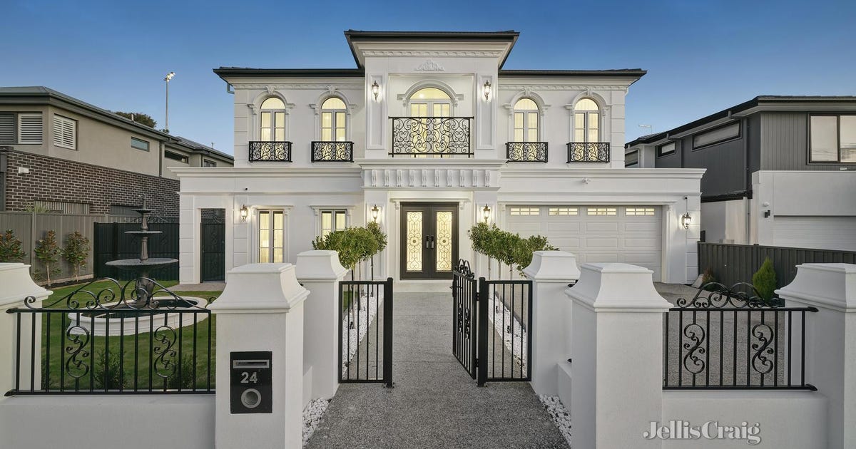 24 Tamarisk Avenue, Glen Waverley VIC 3150 - property.com.au